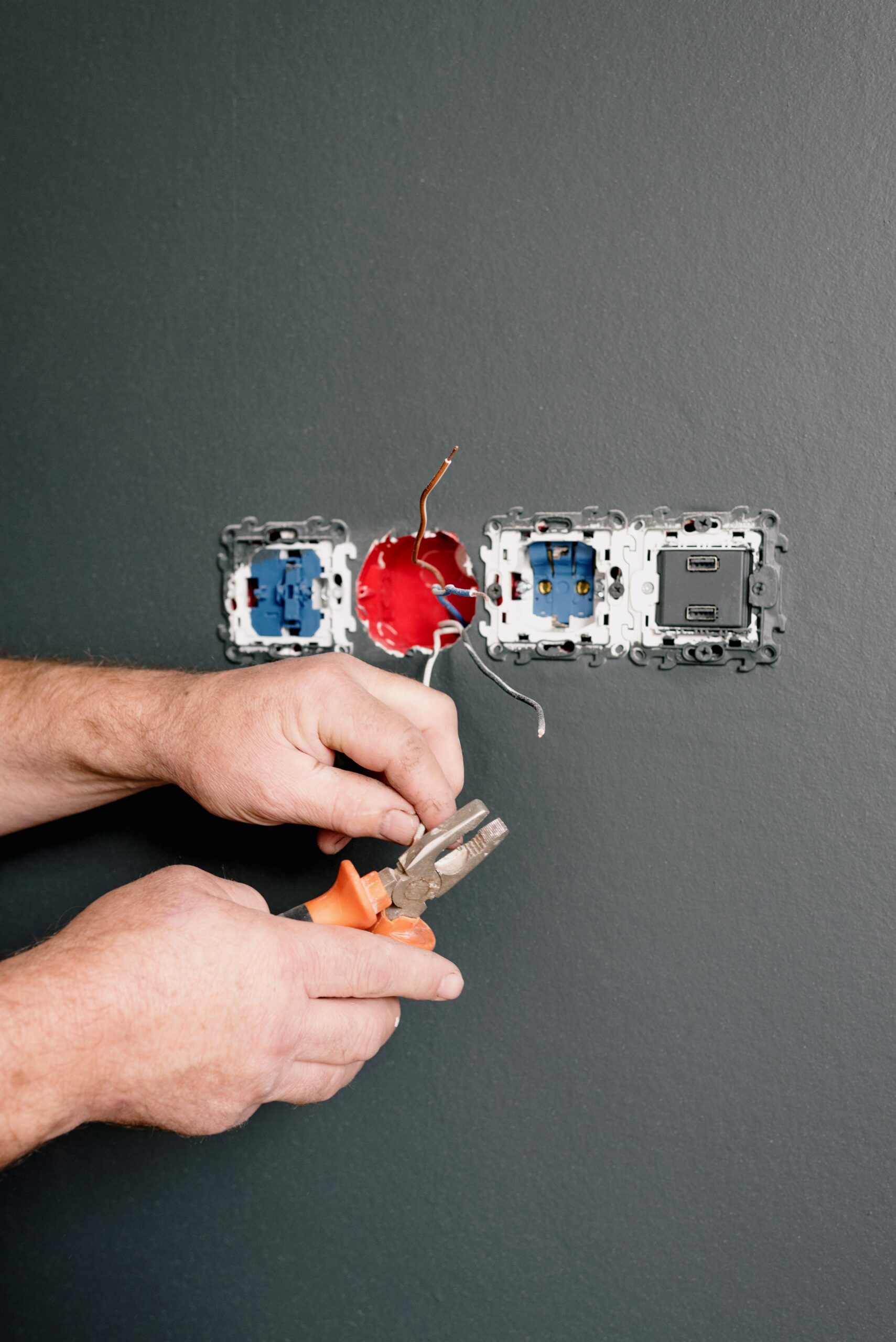 Edmonton Emergency Electrical Maintenance You Can Rely On with MCL ...